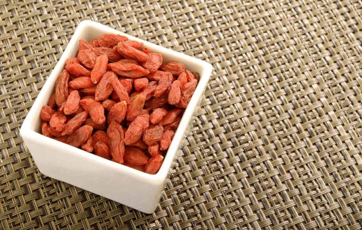 8 Amazing Goji Berry Benefits Cancer To Know - Icy Health