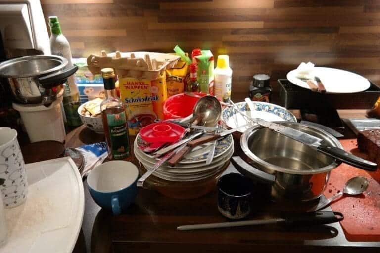 5 Stages Of Hoarding Disorder: 5 Signs To Know!