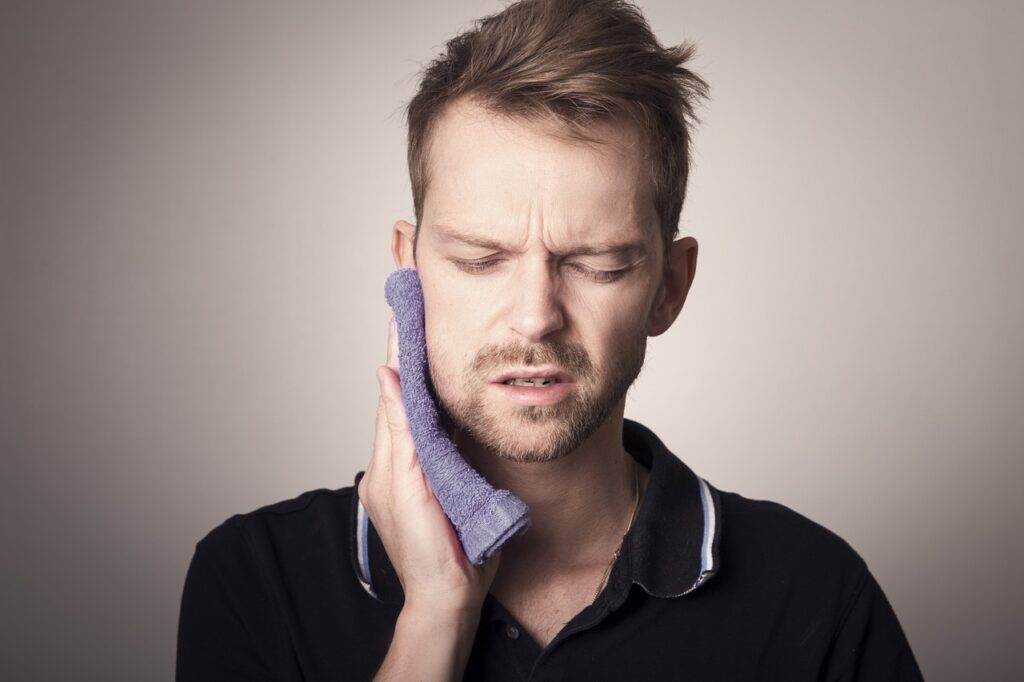 10 Fascinating Benefits Of Warm Salt Water Rinse For Oral Health