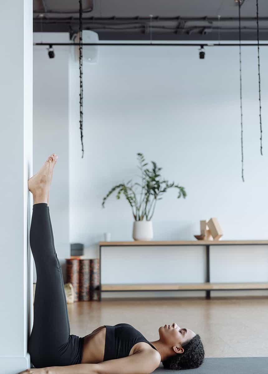 14 Best Exercises To Lose Thigh Fat And How To Do Them