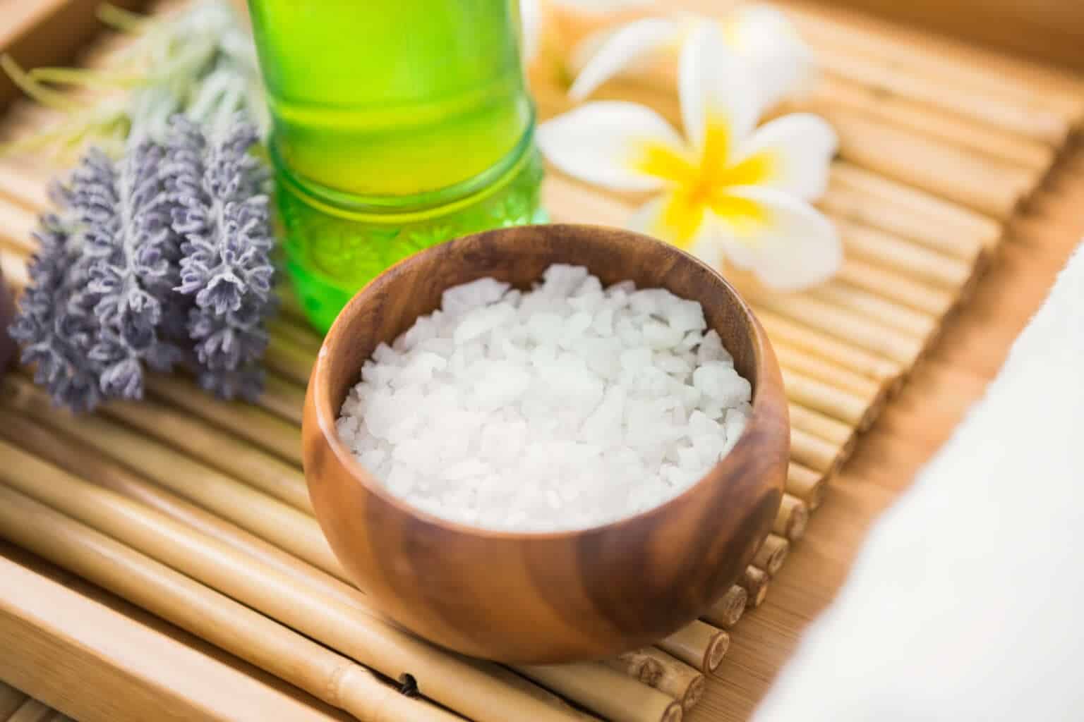 How To Use Body Scrub: 4 Amazing Benefits - Icy Health