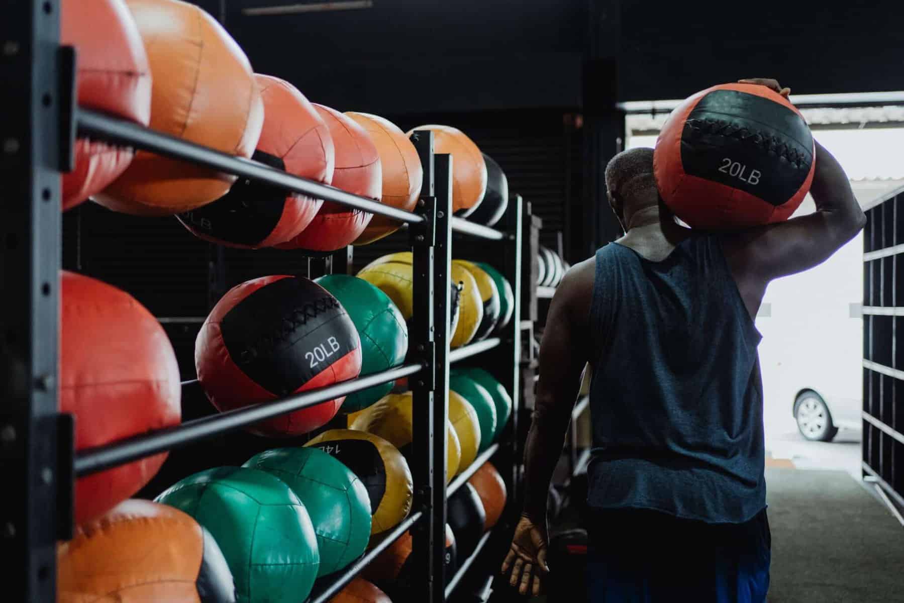 10 Best Types Of Weights Used In The Gym